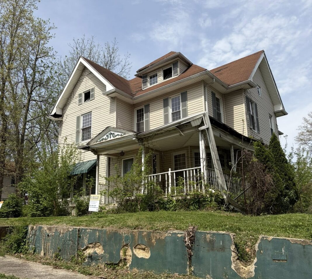 Uplands Regional Land Bank seeks investor for Loogootee house with ...